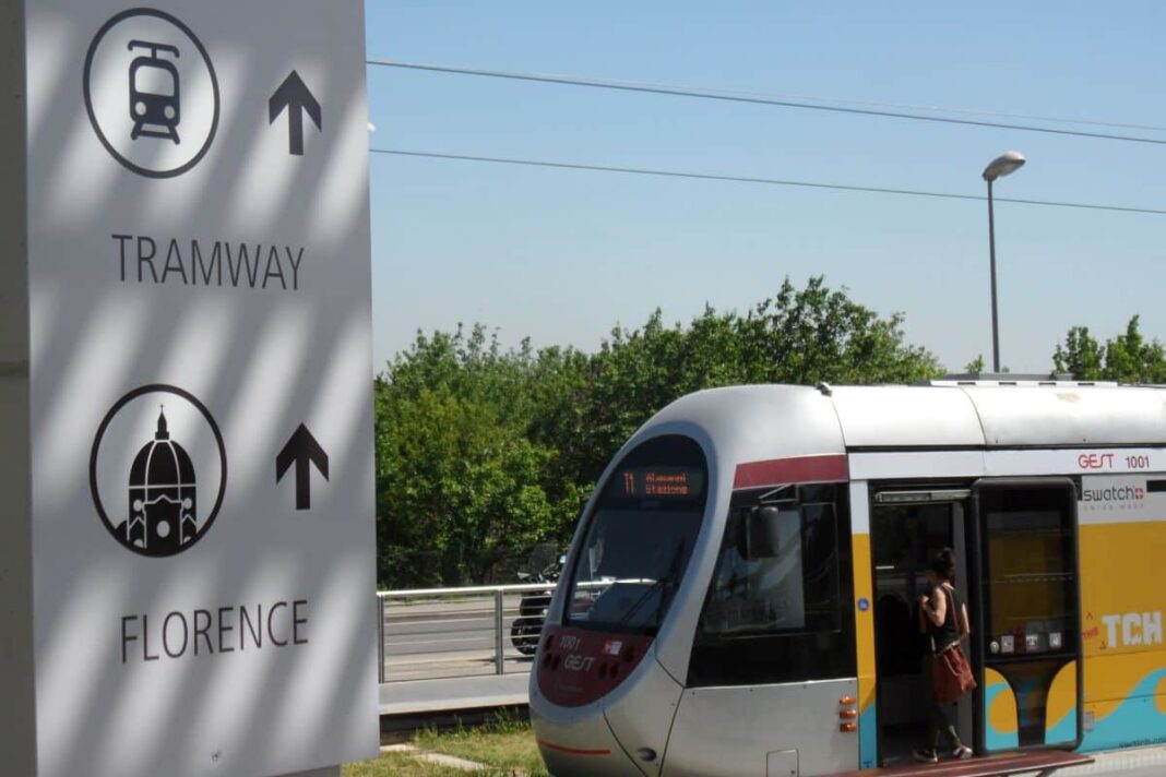 Come arrivare a Firenze Rocks 2023, la mappa e gli orari della tramvia