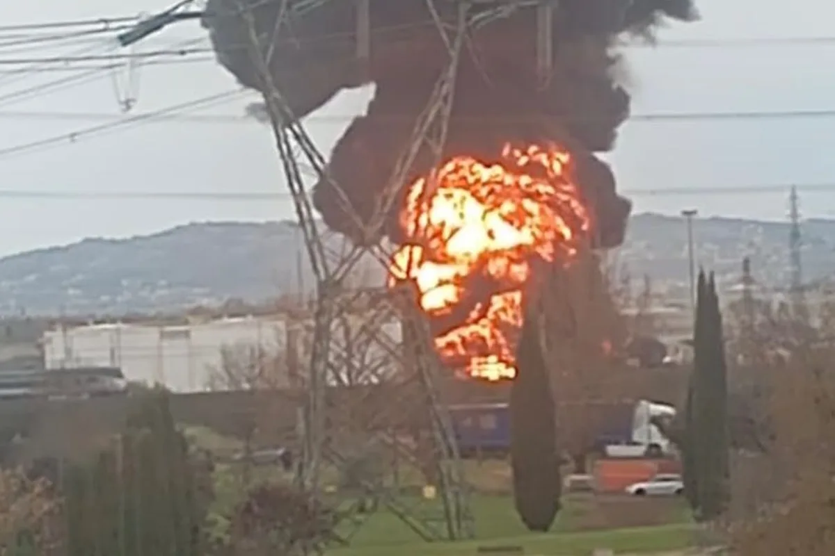 Esplosione a Firenze, incendio nel deposito ENI: cosa NON fare - Il ...